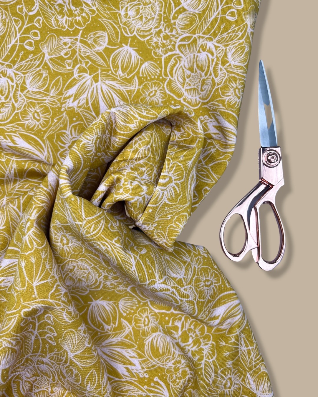 Stoff | French terry | Flowers | Schwarz + Senf - cherry-picking.de